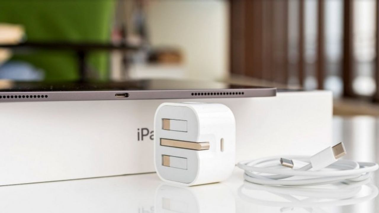 Yeni iPhone 11 USB-C şarj cihazı ile birlikte gelebilir! - ShiftDelete.Net