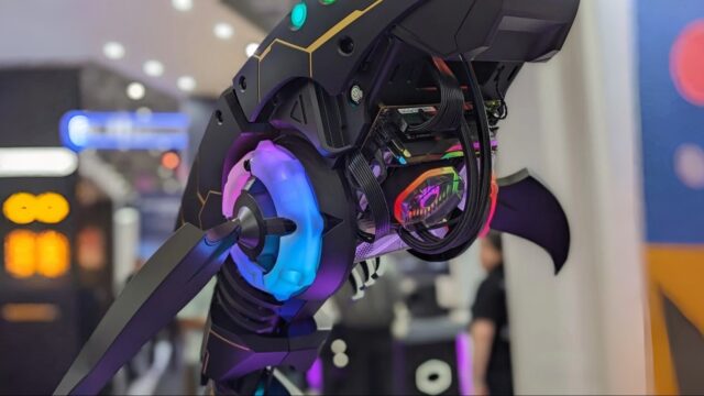 Fiyatını gören kaçtı! İşte etkinliğe damga vuran bilgisayar kasası - SDN