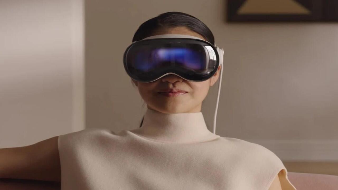 Apple Vision Pro, yeni işletim sistemi ile geliyor!