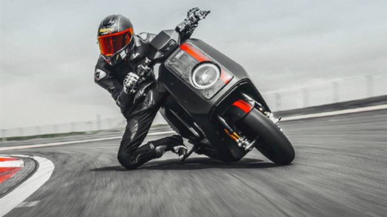 Niu NX Hyper, F1 Pisti’nde elektrikli motosiklet rekorunu kırdı! -SDN